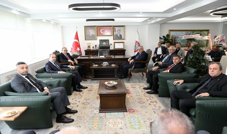 Kılıç’tan Mhp’ Ekibine Özel İhtimam: Kapıda Karşıladı, Kapıda Uğurladı